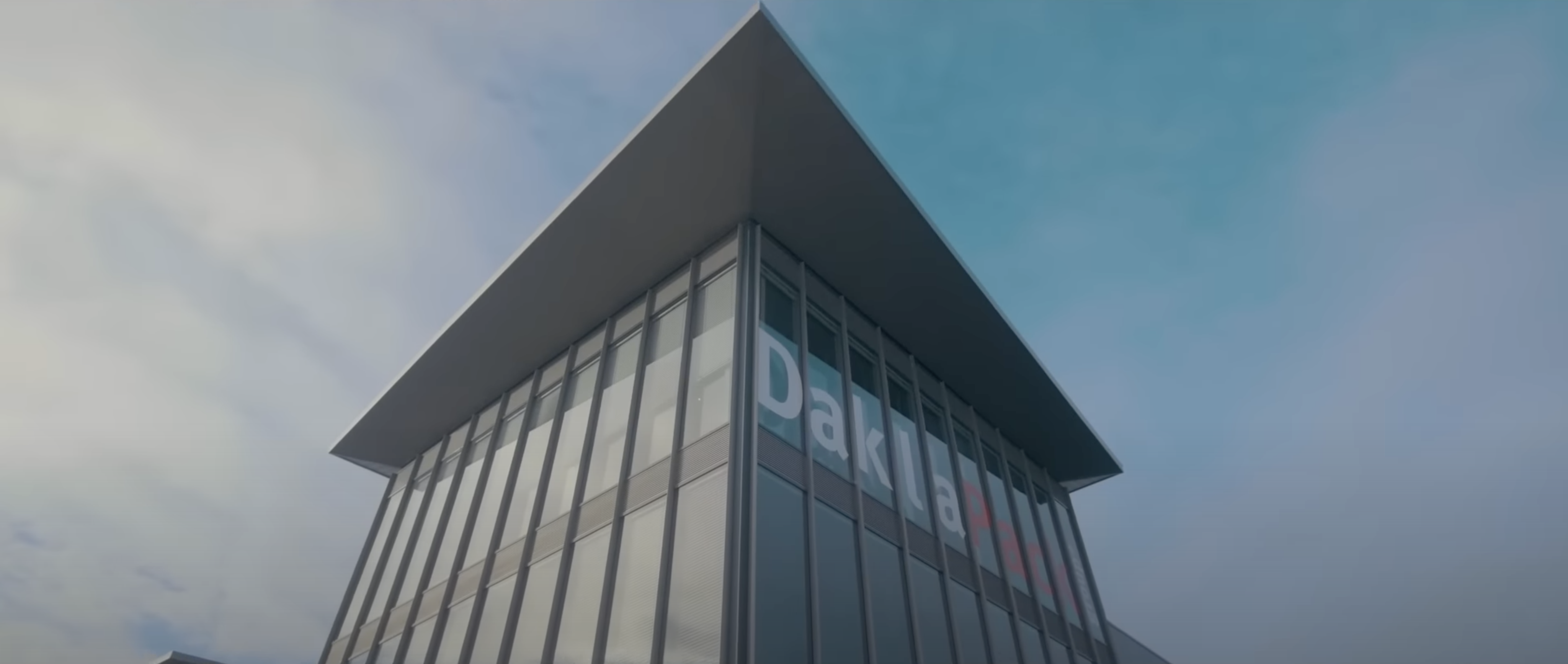 Custom Packaging Solutions - Custom Packaging Design - | DaklaPack UK